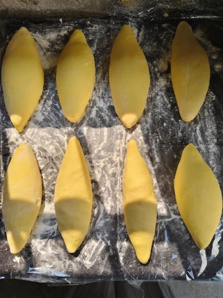 玉米面锅贴怎么做_玉米面锅贴家常做法-第1张图片-山城妙识