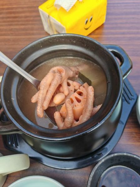 家常煲汤用什么材料_怎么煲出奶白色浓汤-第2张图片-山城妙识