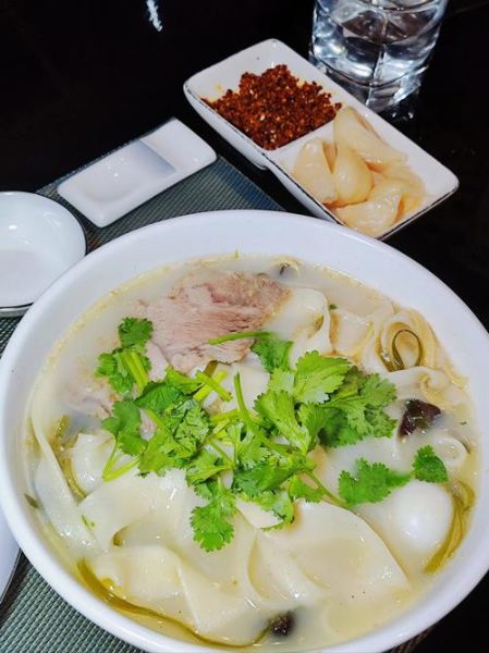 羊肉烩面是哪里的美食_正宗做法与起源-第1张图片-山城妙识