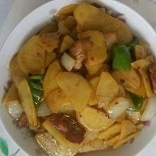 香菇土豆片怎么做_香菇土豆片怎么炒才脆-第1张图片-山城妙识