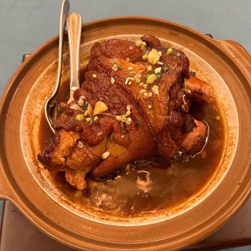 砂锅肘子怎么做_砂锅肘子需要焯水吗-第2张图片-山城妙识 砂锅肘子怎么做_砂锅肘子需要焯水吗-第2张图片-山城妙识