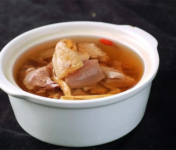 花旗参鸽子汤的功效_适合哪些人喝-第3张图片-山城妙识