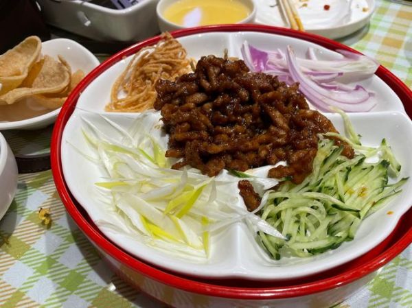 春饼里夹什么菜好吃_经典搭配推荐-第3张图片-山城妙识