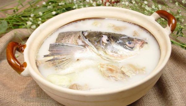 胖鱼头汤怎么做_胖鱼头汤去腥技巧-第1张图片-山城妙识