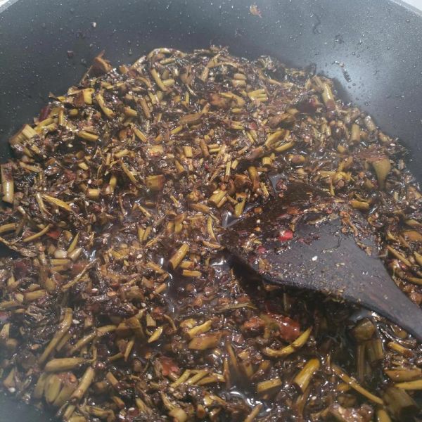 春酱怎么做_春酱和甜面酱区别-第1张图片-山城妙识