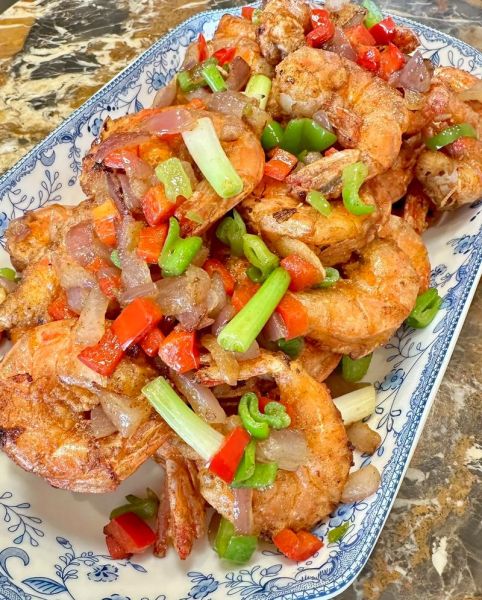 椒盐大虾怎么做_椒盐虾的做法步骤-第2张图片-山城妙识