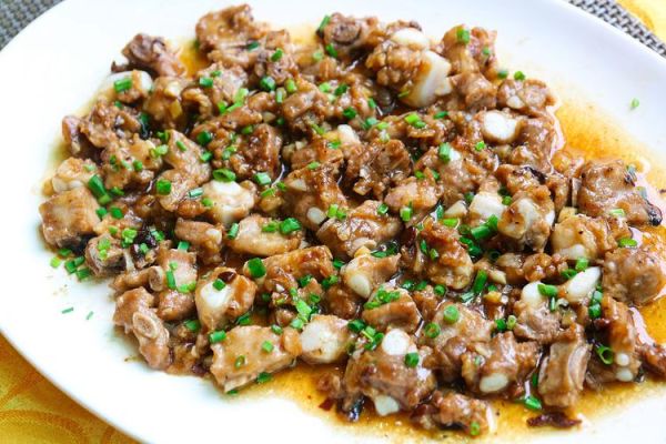 豉汁蒸排骨饭怎么做_豉汁蒸排骨饭用什么排骨-第1张图片-山城妙识