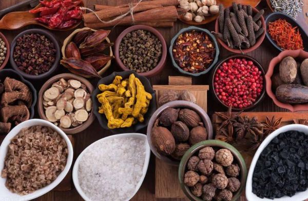 大骨头汤怎么熬才白_大骨头汤最正宗的做法-第3张图片-山城妙识