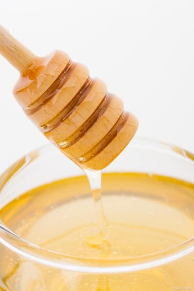 女性吃蜂王浆会发胖吗_蜂王浆热量高不高-第2张图片-山城妙识