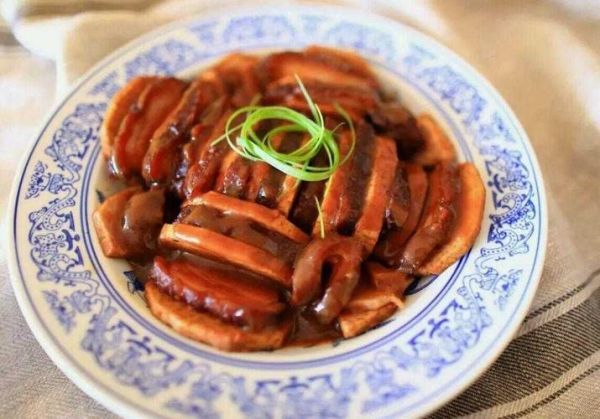 南乳扣肉怎么做_正宗做法视频详解-第2张图片-山城妙识