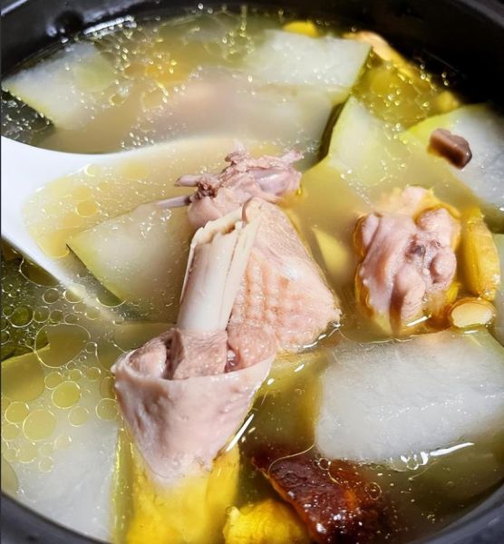 夏天适合煲什么汤_清热祛湿汤推荐-第3张图片-山城妙识 夏天适合煲什么汤_清热祛湿汤推荐-第3张图片-山城妙识