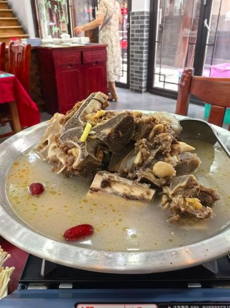 牛骨怎么炖才好吃_牛骨汤的正确做法-第1张图片-山城妙识 牛骨怎么炖才好吃_牛骨汤的正确做法-第1张图片-山城妙识