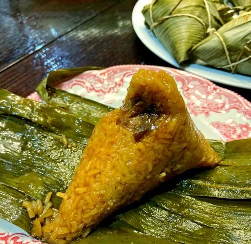 咸蛋黄肉粽热量是多少_减肥能吃吗-第1张图片-山城妙识 咸蛋黄肉粽热量是多少_减肥能吃吗-第1张图片-山城妙识