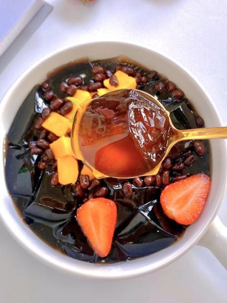 烧仙草奶茶的功效与作用_烧仙草奶茶会上火吗-第1张图片-山城妙识