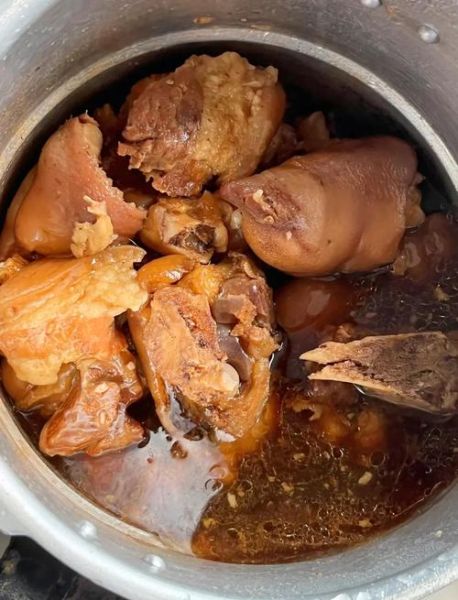 高压锅红烧猪蹄怎么做_红烧猪蹄高压锅时间多久-第1张图片-山城妙识