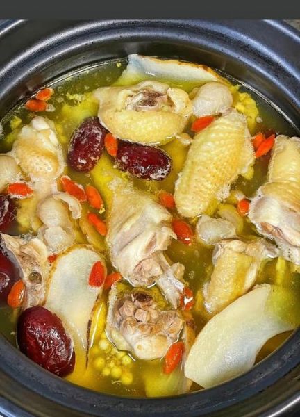 清炖鸡汤怎么炖好喝又简单_清炖鸡汤最简单的做法-第2张图片-山城妙识 清炖鸡汤怎么炖好喝又简单_清炖鸡汤最简单的做法-第2张图片-山城妙识