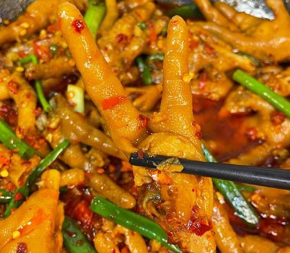 炒鸡爪怎么做好吃又简单_鸡爪怎么炒才入味-第2张图片-山城妙识 炒鸡爪怎么做好吃又简单_鸡爪怎么炒才入味-第2张图片-山城妙识