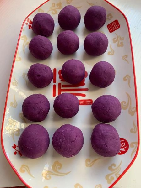 炸紫薯丸子家常做法_紫薯丸子怎么做不吸油-第3张图片-山城妙识 炸紫薯丸子家常做法_紫薯丸子怎么做不吸油-第3张图片-山城妙识