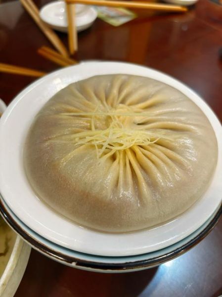 蟹黄包的做法_蟹黄包怎么蒸才不破皮-第1张图片-山城妙识 蟹黄包的做法_蟹黄包怎么蒸才不破皮-第1张图片-山城妙识