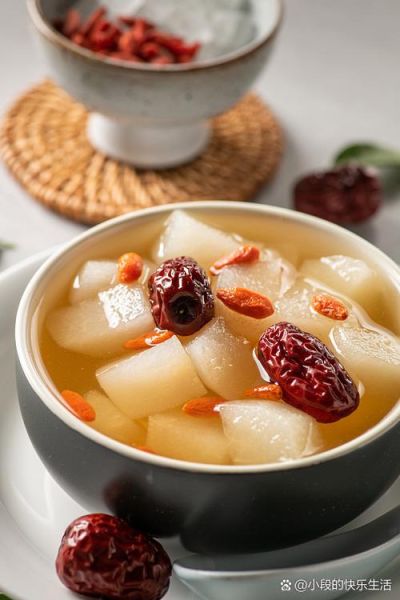 冰糖雪梨水怎么做_自制止咳润肺配方-第2张图片-山城妙识