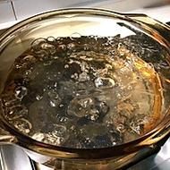 炸速冻汤圆不蹦油怎么做_速冻汤圆炸不爆的窍门-第3张图片-山城妙识