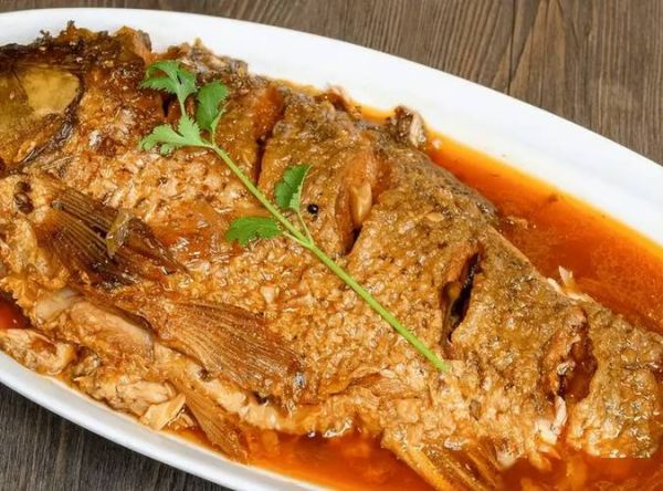 炖鱼怎么炖好吃_炖鱼放什么调料去腥-第2张图片-山城妙识