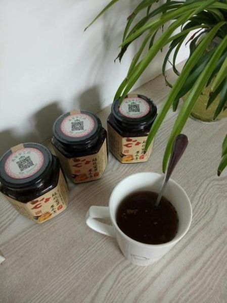 玫瑰花糖膏怎么吃_玫瑰花糖膏的正确吃法-第3张图片-山城妙识