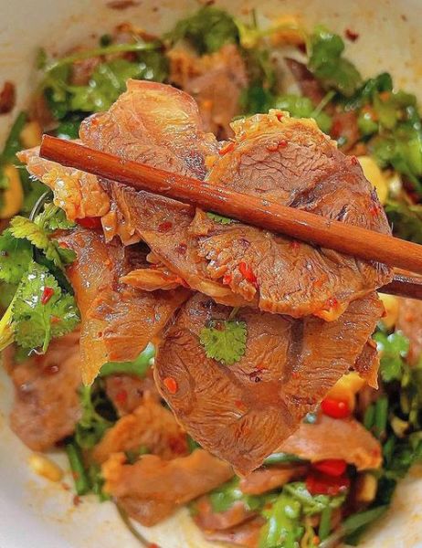 凉拌牛肉怎么做_家常凉拌牛肉的做法-第1张图片-山城妙识