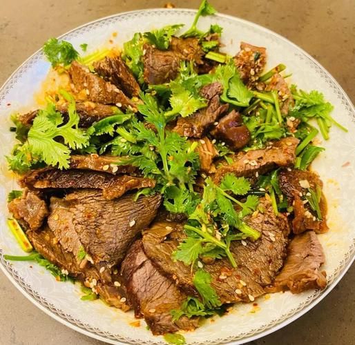 凉拌牛肉怎么做_家常凉拌牛肉的做法-第2张图片-山城妙识