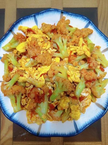 西红柿炒菜花怎么做_西红柿炒菜花热量高吗-第2张图片-山城妙识