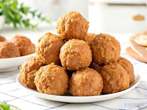 怎样炸肉丸子外酥里嫩_炸肉丸子不硬的窍门-第2张图片-山城妙识 怎样炸肉丸子外酥里嫩_炸肉丸子不硬的窍门-第2张图片-山城妙识