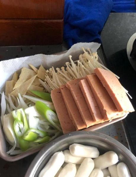 年糕火锅怎么做_年糕火锅底料怎么选-第2张图片-山城妙识