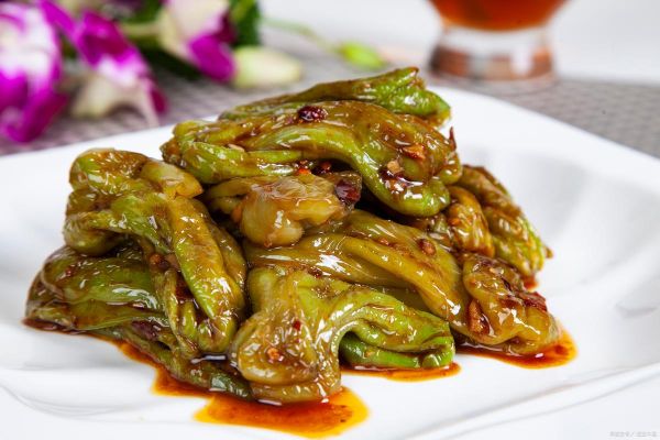 糖醋虎皮辣椒怎么做_糖醋虎皮辣椒热量高吗-第3张图片-山城妙识
