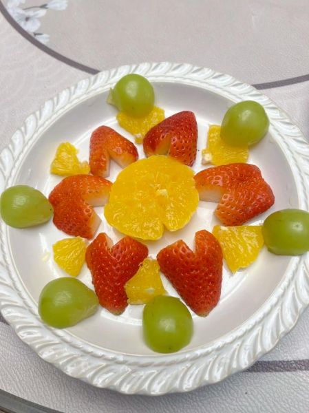 草莓奶昔怎么做才好喝_草莓奶昔不加水会太稠吗-第2张图片-山城妙识 草莓奶昔怎么做才好喝_草莓奶昔不加水会太稠吗-第2张图片-山城妙识