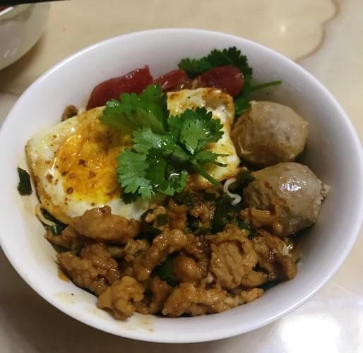 黑椒汁拌面怎么做_黑椒汁拌面热量高吗-第2张图片-山城妙识