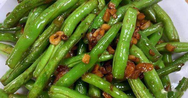 炒四季豆要焯水几分钟_四季豆焯水后怎么炒才翠绿-第3张图片-山城妙识