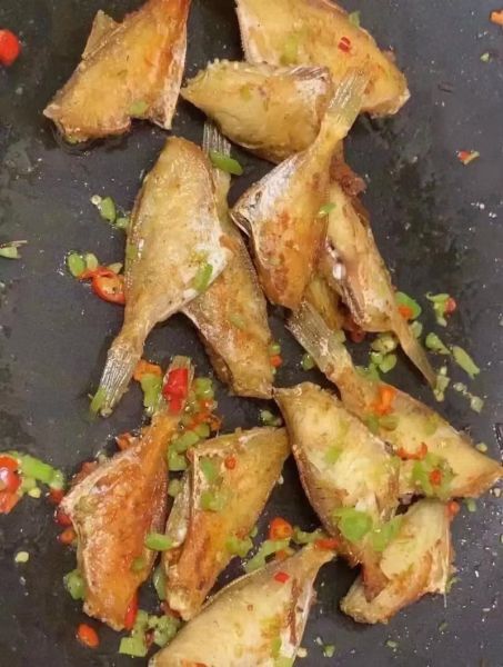 冻耗儿鱼怎么做好吃_冻耗儿鱼的家常做法大全-第1张图片-山城妙识