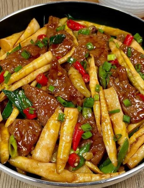 怎样炒竹笋才好吃_竹笋炒之前要焯水吗-第2张图片-山城妙识 怎样炒竹笋才好吃_竹笋炒之前要焯水吗-第2张图片-山城妙识