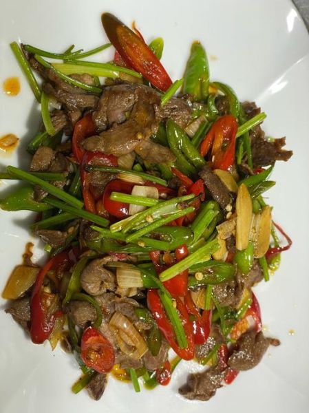 爆炒羊肉的家常做法_怎么炒才嫩-第1张图片-山城妙识 爆炒羊肉的家常做法_怎么炒才嫩-第1张图片-山城妙识