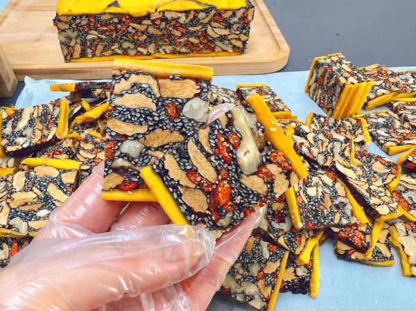 阿胶糕什么时候吃最好_阿胶糕一天吃几块-第2张图片-山城妙识 阿胶糕什么时候吃最好_阿胶糕一天吃几块-第2张图片-山城妙识