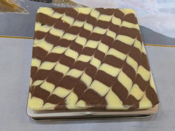 巧克力蛋糕卷怎么做_巧克力蛋糕卷配方比例-第3张图片-山城妙识