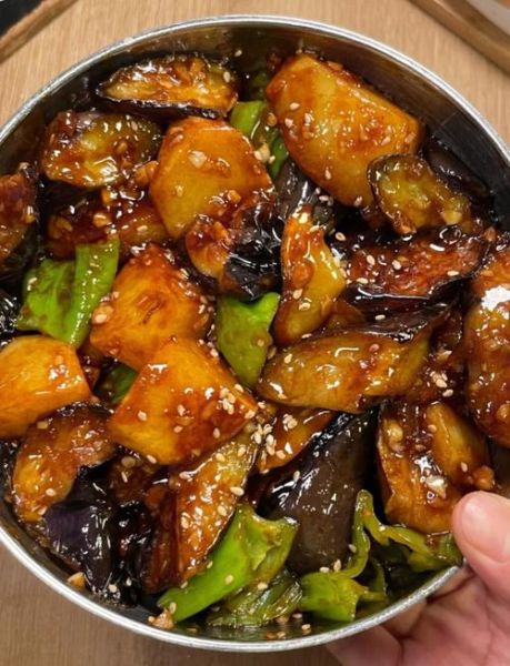 土豆炖茄子怎么熬_土豆炖茄子做法步骤-第1张图片-山城妙识