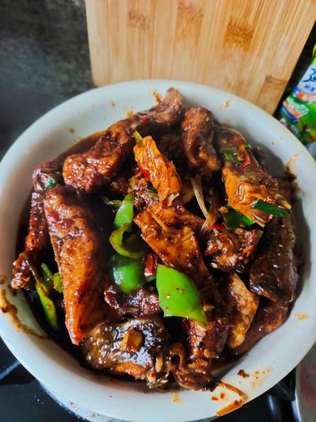 腊鱼怎么蒸才不咸_腊鱼蒸多久才入味-第1张图片-山城妙识