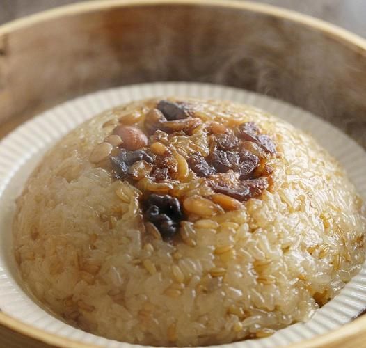 八宝饭怎么蒸不粘锅_八宝饭糯米泡多久-第3张图片-山城妙识