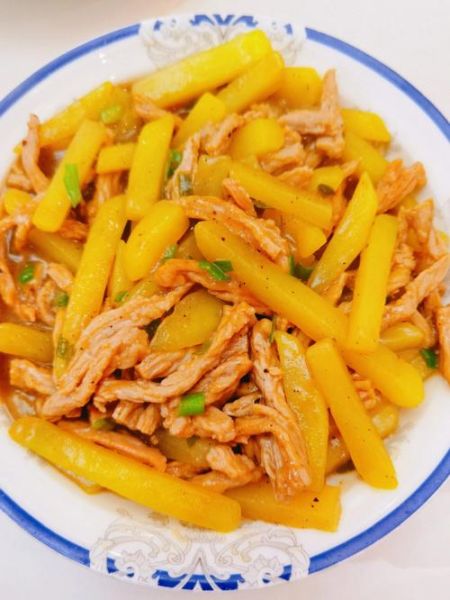 牛肉土豆条怎么做_牛肉土豆条的家常做法-第1张图片-山城妙识