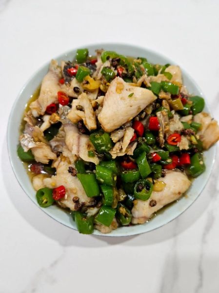 家常乌鱼片怎么做好吃_乌鱼片去腥技巧-第1张图片-山城妙识