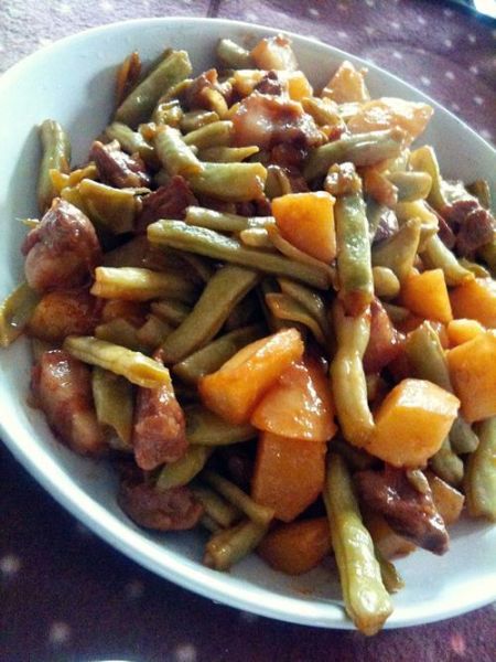 芸豆炖土豆肉怎么做_芸豆炖土豆肉需要焯水吗-第2张图片-山城妙识