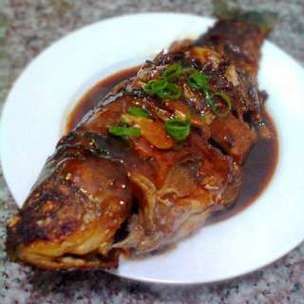 醋焖小鲫鱼怎么做_醋焖小鲫鱼最正宗的做法-第1张图片-山城妙识