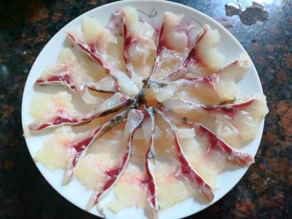 如何片鱼片不碎_片鱼片技巧有哪些-第1张图片-山城妙识