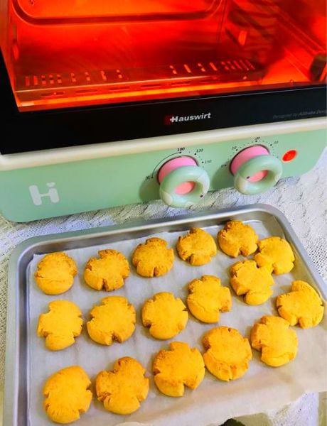 家庭做饼干的方法和步骤_新手烤箱温度怎么调-第2张图片-山城妙识